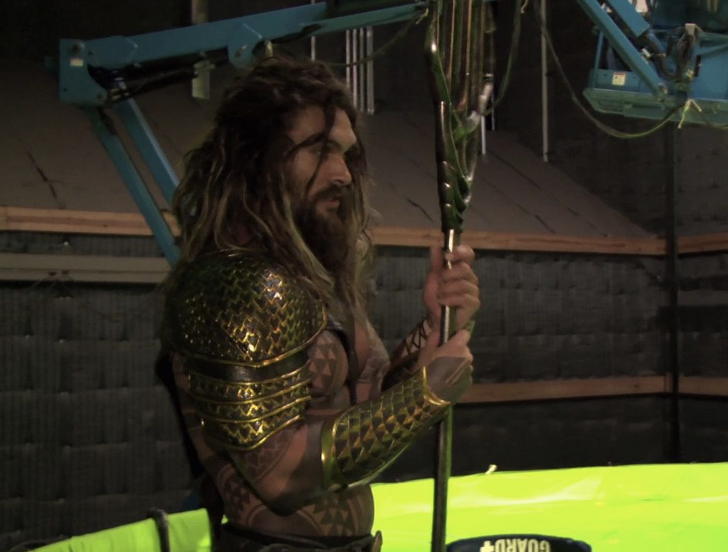 'Aquaman': Así es el look de Jason Momoa con el traje clásico del ...