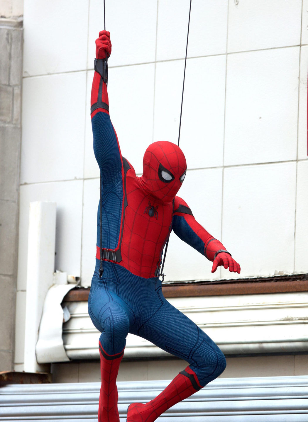 Tom Holland Presume De Físico Preparando Spider Man Homecoming